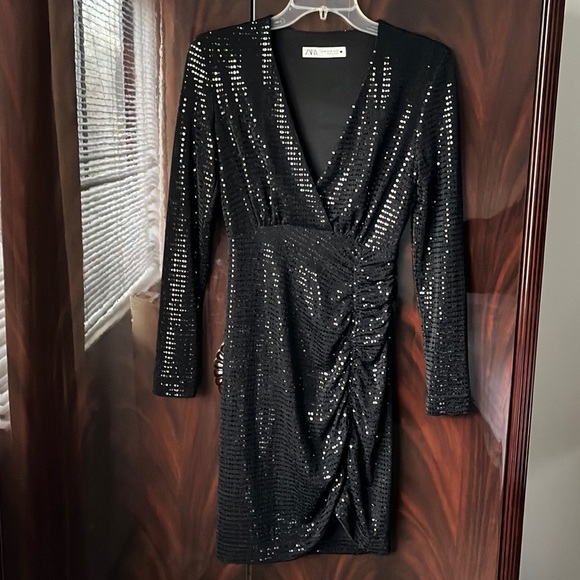 Zara | Dresses | Zara Long Sleeve Cocktail Dress | Poshmark